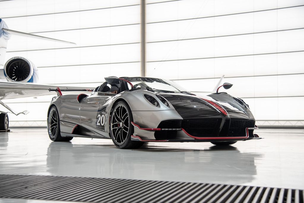 Pagani giới thiệu mẫu Huayra ‘Dinamica Evo’ Roadster độc bản